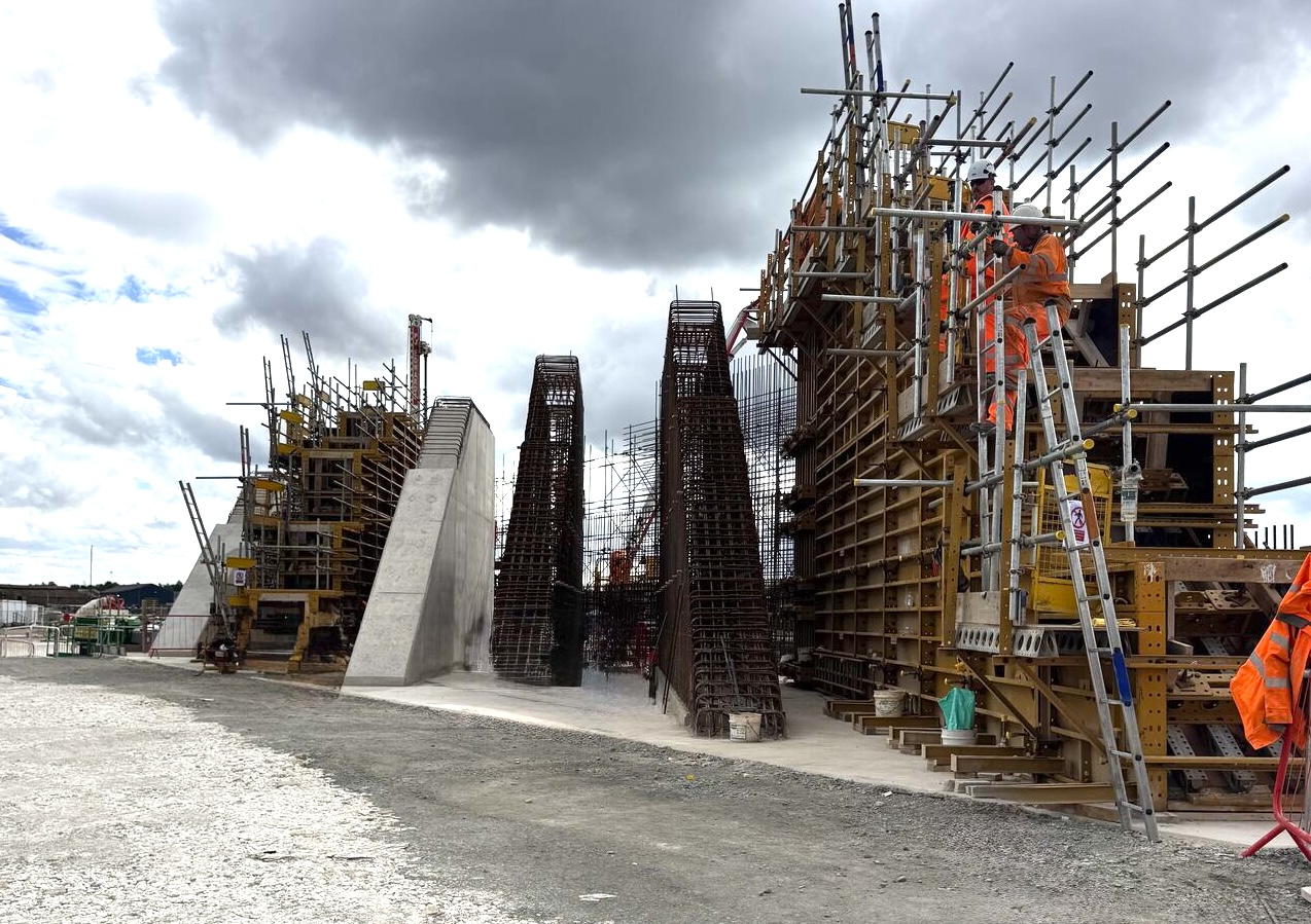 Network Rail Assurance Process for Temporary Works - Amrose